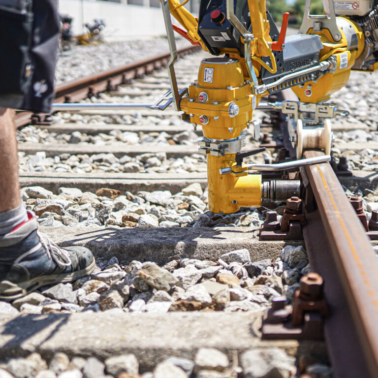 Shop – ROBEL railway construction machines