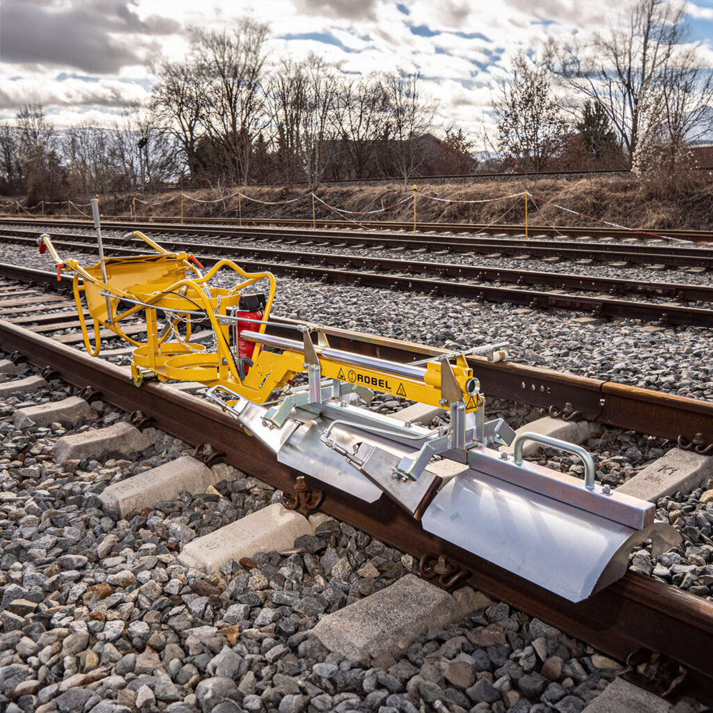 Shop – Page 4 – ROBEL railway construction machines